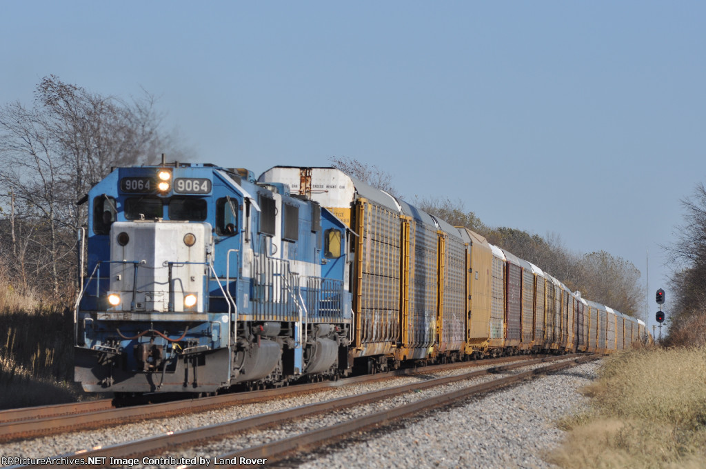 GMTX 9064 On NS 288 Westbound